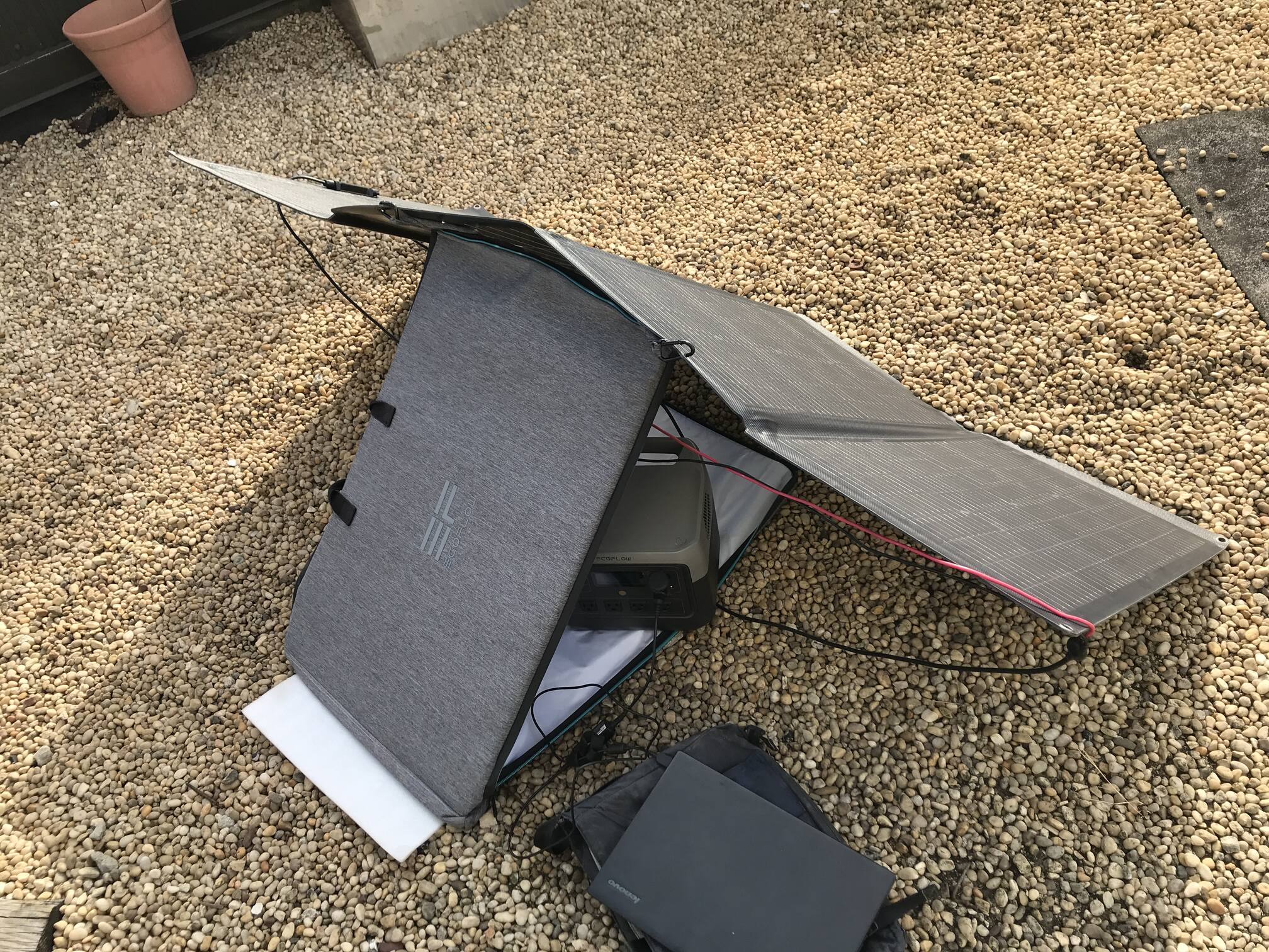 Setting up solar panels on my roof in about a minute » Joshua Spodek